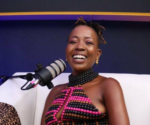 'Please stop wearing weave with traditional attire’- Ntsiki Mazwai ...