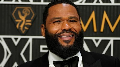 ‘Movie set fight gone wrong,’ says Anderson as he lands in hospital in ...