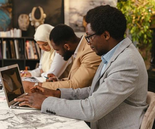 6 Ways to resign respectfully and guidelines for what to do next | Bona ...