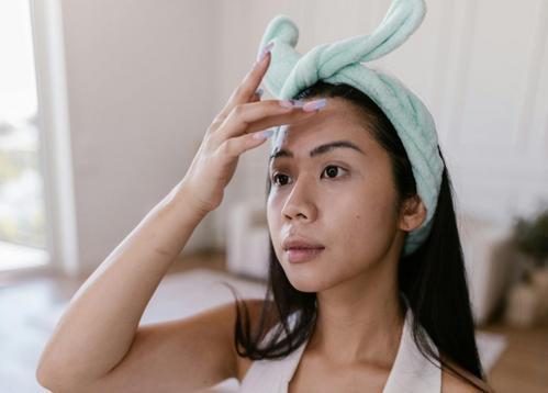 All there is to know about blind pimples and how to get rid of them | Bona Magazine