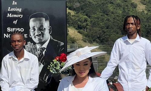 Sfiso Ncwane’s tombstone unveiling leaves internet asking where Nonku’s ...