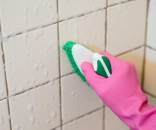 DIY grout cleaner recipe | Bona Magazine