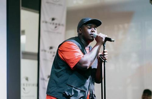 Singer Lloyiso’s first national headline tour | Bona Magazine