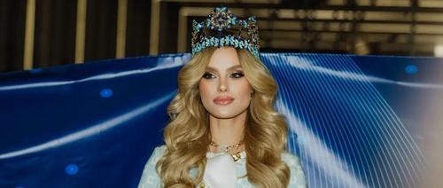 Miss World visits South African children with the Smile Foundation ...