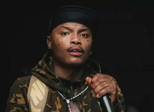 Shebeshxt fights another fan | Bona Magazine