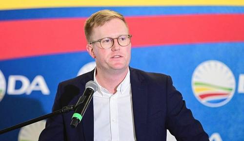 DA minister Dean Macpherson's Tinder profile goes viral | Bona Magazine