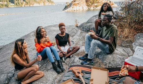 Are you socially fit? Here’s how to know | Bona Magazine