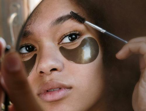 Want to achieve arched eyebrows? Try these eyebrow pencils | Bona Magazine