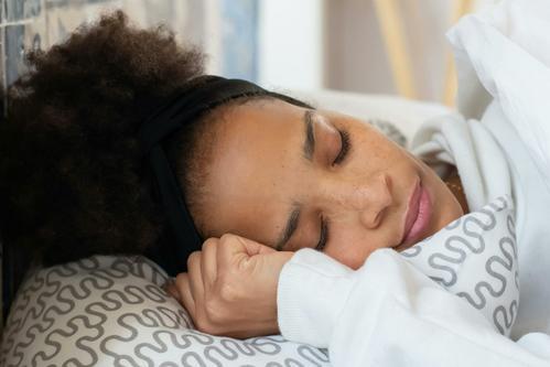 Try these snacks to help you sleep better | Bona Magazine