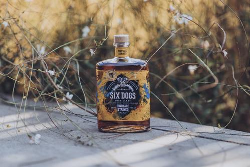 Six Dogs made gin with grapes | Bona Magazine