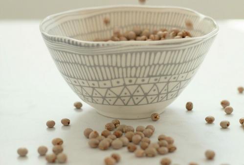Beauty hack: How mustard seeds can rejuvenate your skin | Bona Magazine