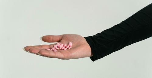 The truth about purchasing medication online | Bona Magazine