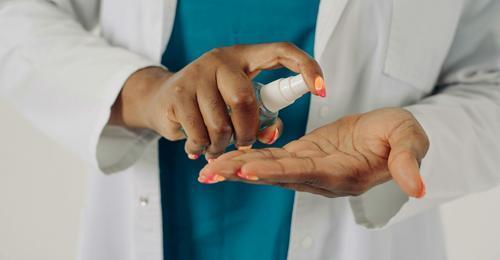 Strategies to overcome the fear of germs | Bona Magazine