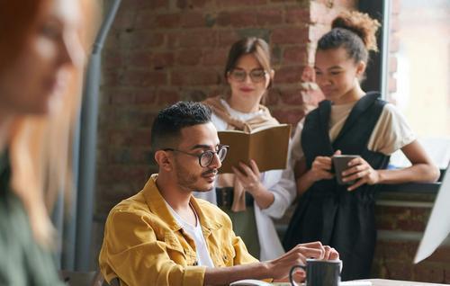 Tips to navigate life after high school | Bona Magazine