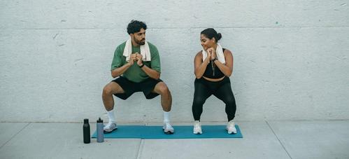 The correct way to do wall squats and their benefits | Bona Magazine