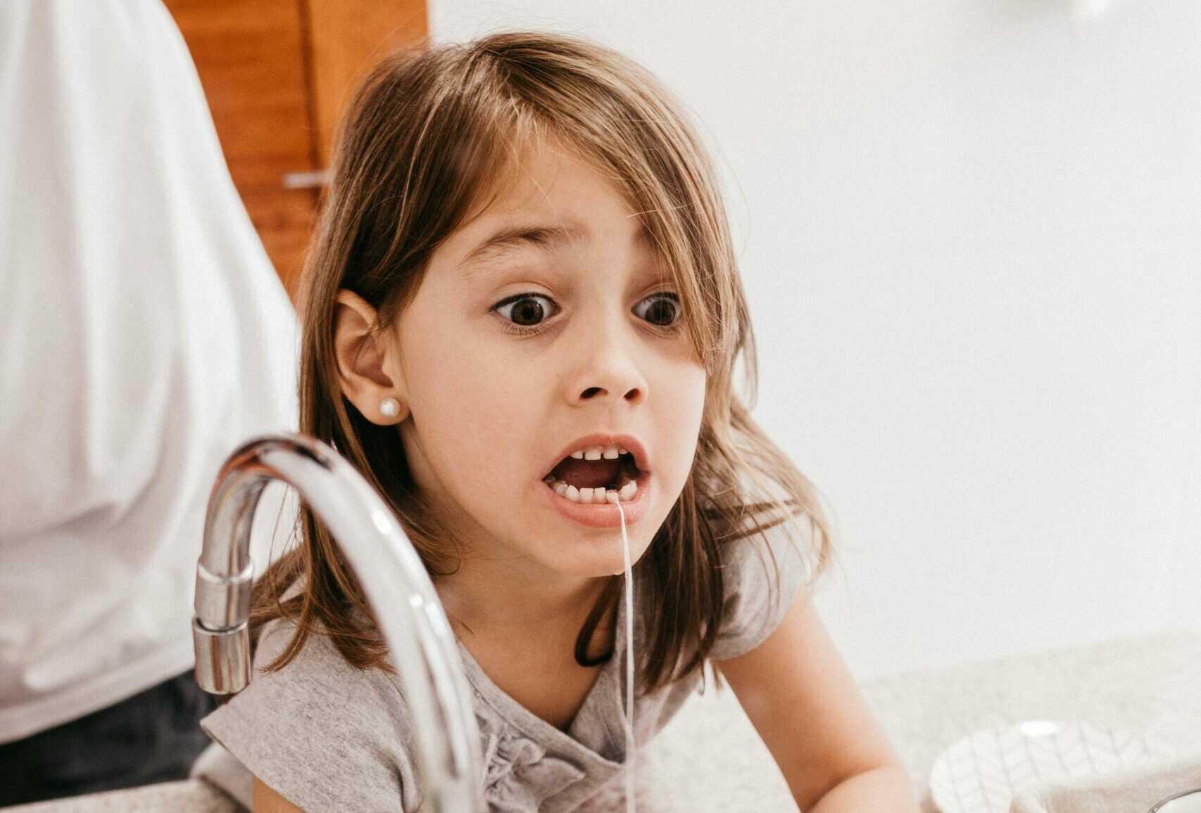 Flossing could lower stroke risk, here's how | Bona Magazine Flossing could lower stroke risk, here's how | Bona Magazine