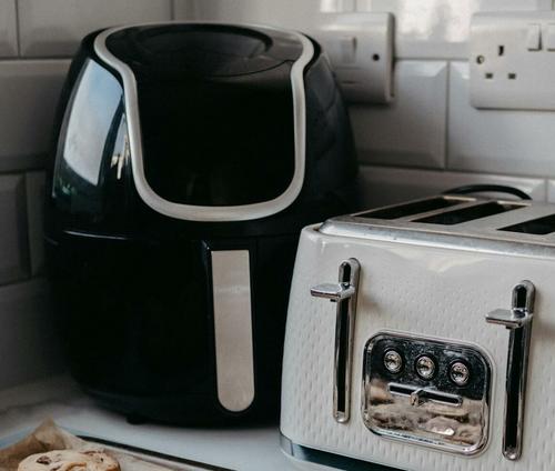 Air fryer explosion risks trigger widespread product recall | Bona Magazine