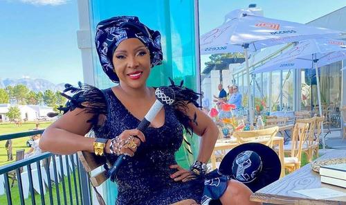 Uyanda Mbuli fires at Farieda Metsileng for misusing sign language ...