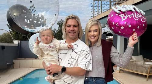 Another Bok baby on the way! Faf and Mine announce pregnancy | Bona ...