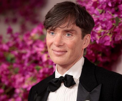 WATCH: Lady does make-up with products from Pep | Bona Magazine