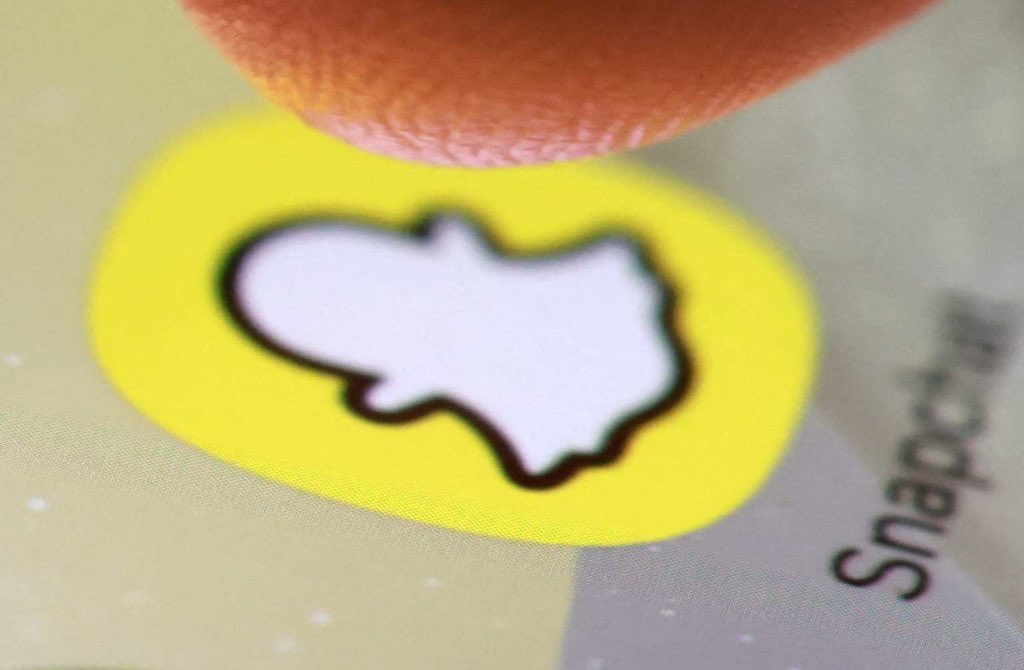 Snapchat Begins Age Checks in Australia Before Teen Social Media Ban ...
