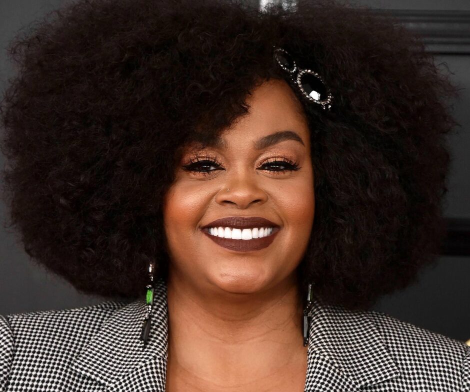 Melissa Nayimuli and Mandla N get engaged in Thailand