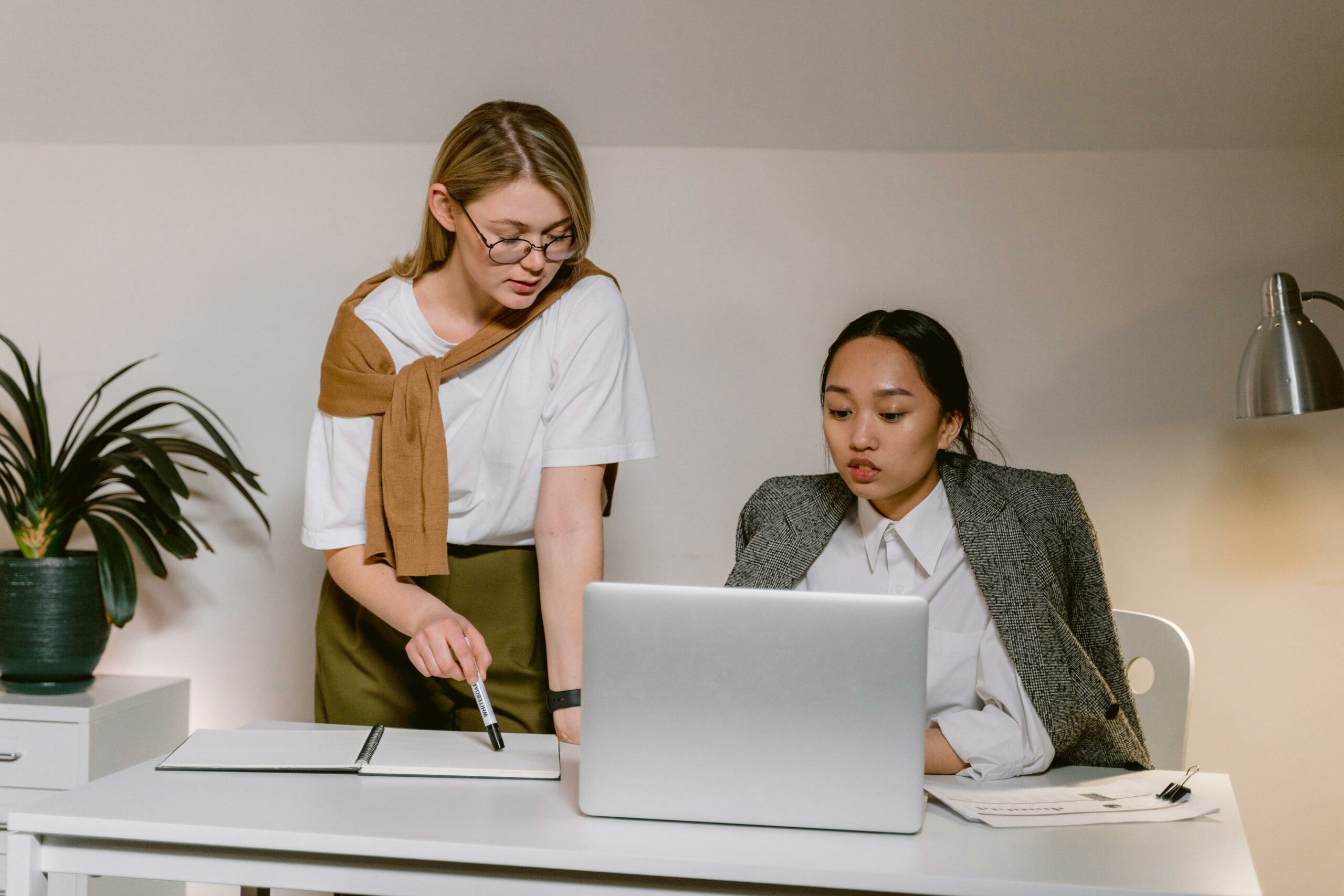 Advice for graduates starting new jobs | Bona Magazine
