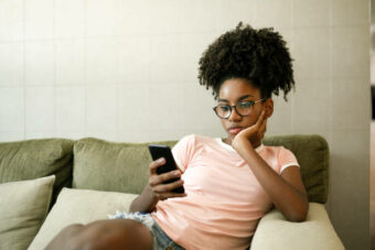 Tips to create healthier phone habits without going offline