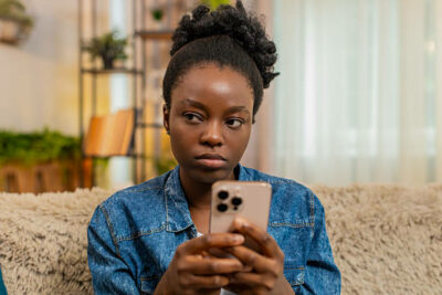 Top 5 tips to deal with social media addiction