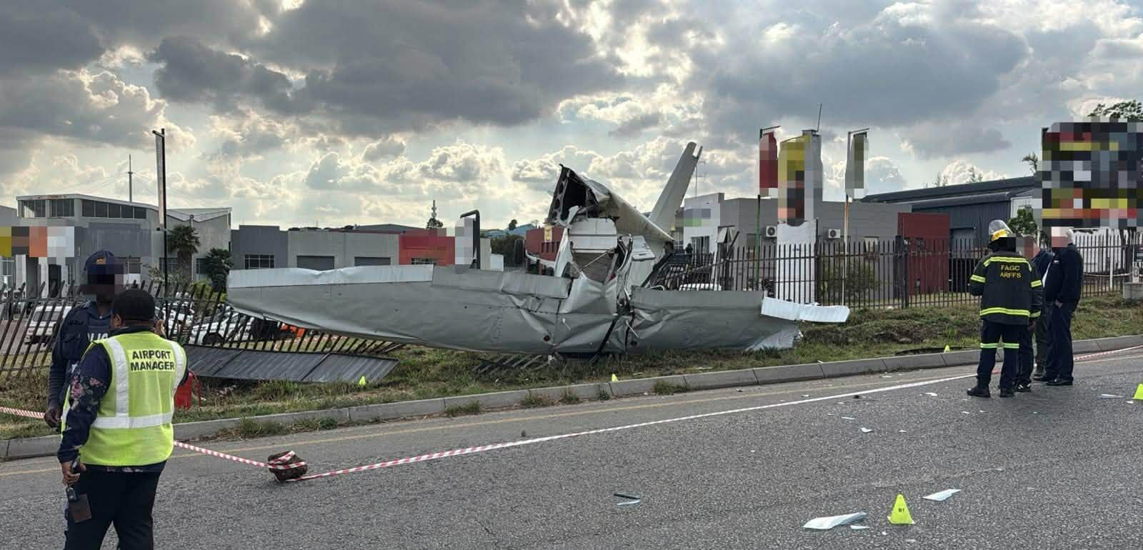 Light aircraft crashes near Midrand roads | Bona Magazine